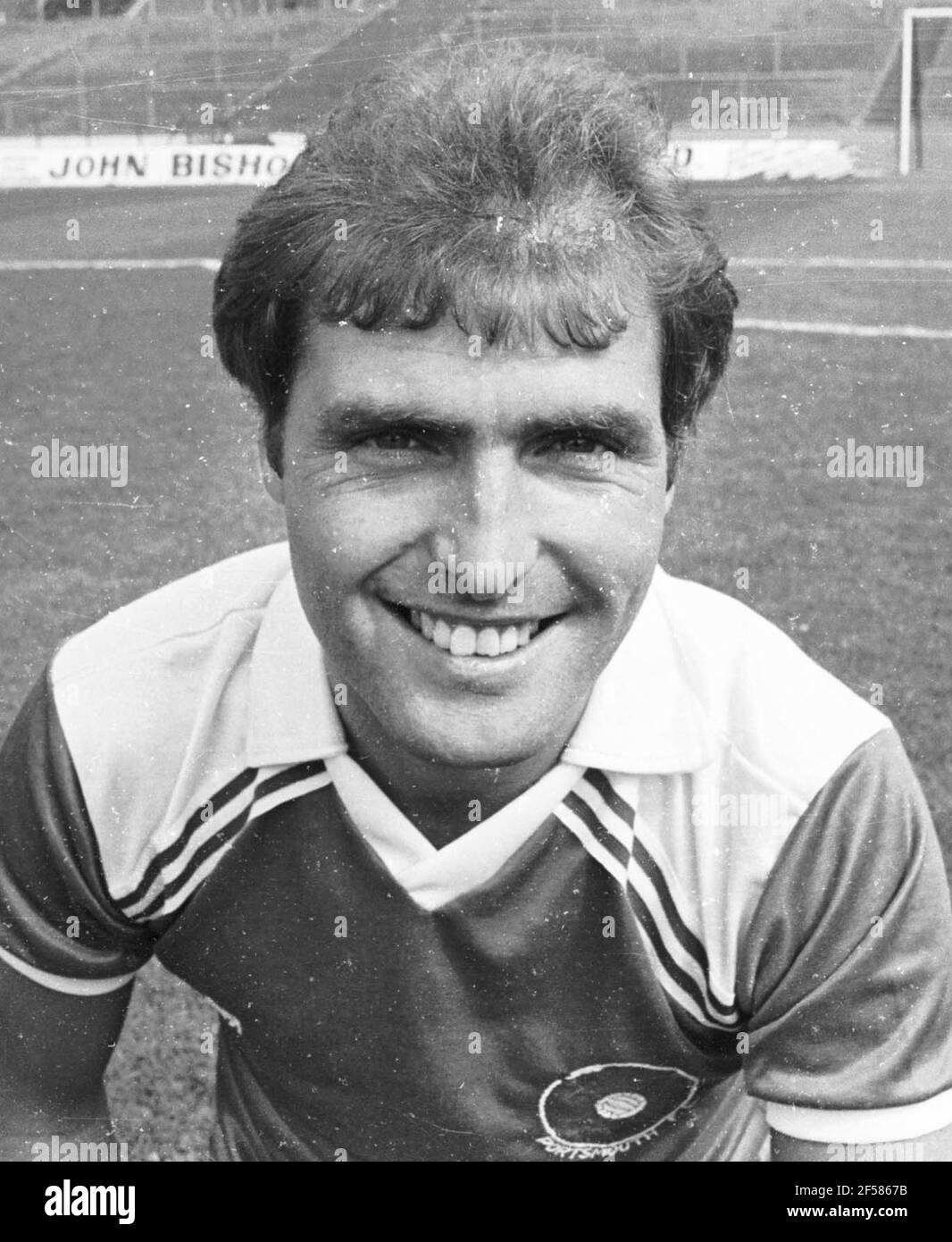 PORTSMOUTH FC, POMPEY, STEVE BRYANT PIC MIKE WALKER Stock Photo - Alamy
