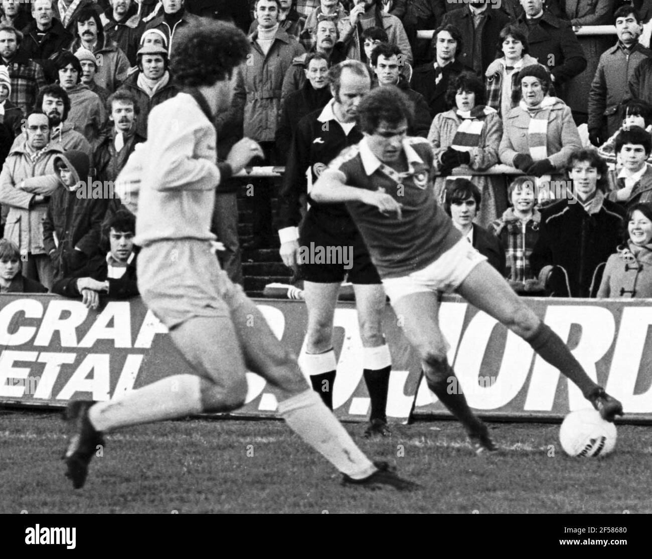 PORTSMOUTH FC, POMPEY, STEVE BRYANT PIC MIKE WALKER Stock Photo - Alamy