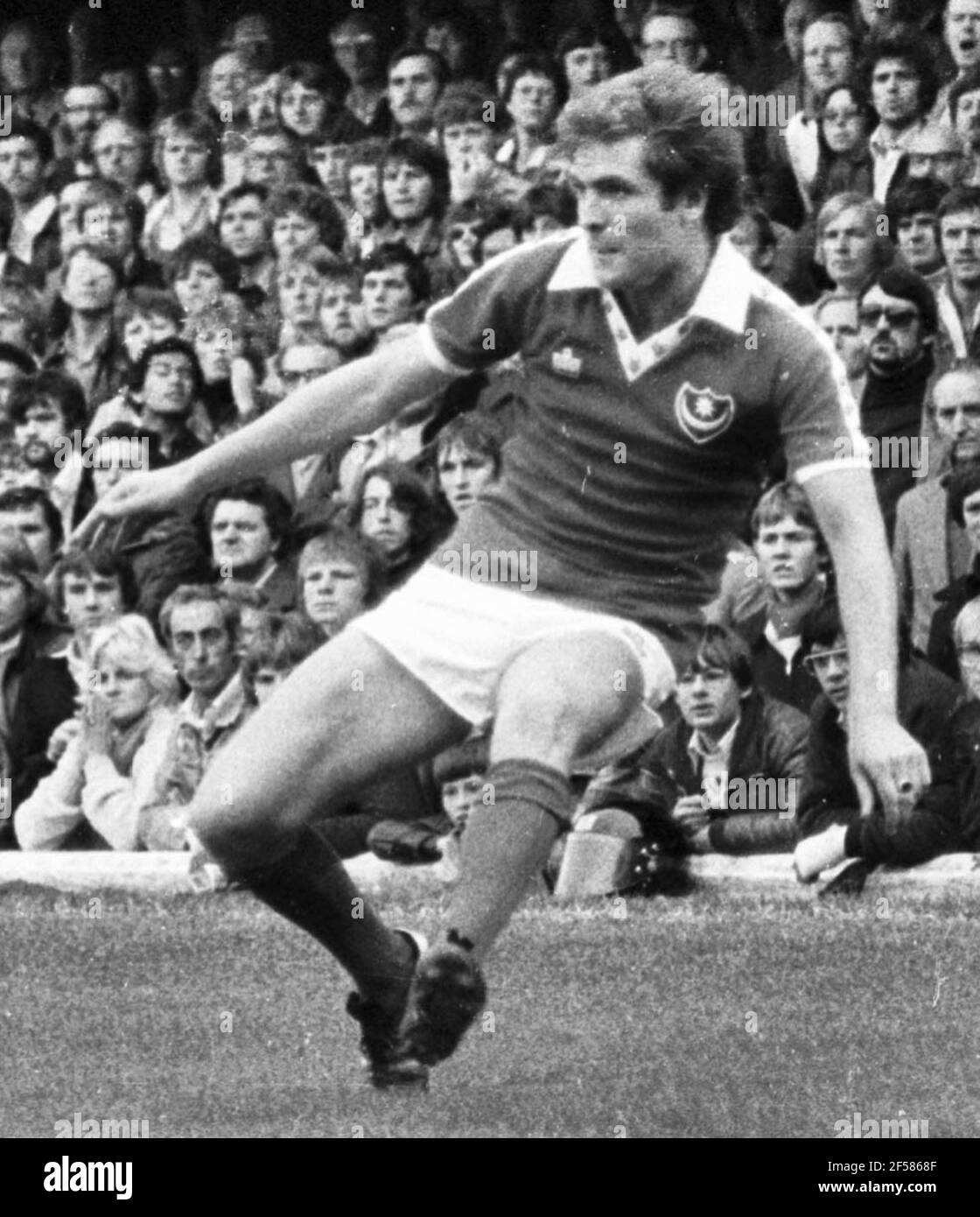 PORTSMOUTH FC, POMPEY, STEVE BRYANT PIC MIKE WALKER Stock Photo - Alamy
