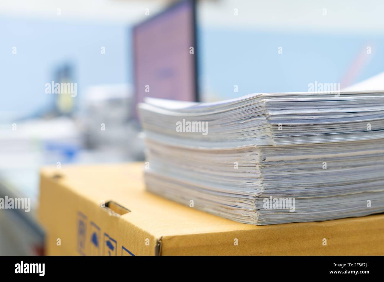 Saved documents hi-res stock photography and images - Alamy