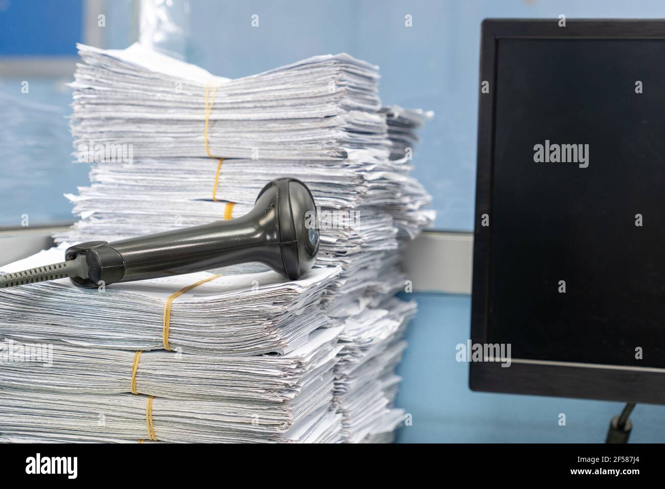 Saved documents hi-res stock photography and images - Alamy