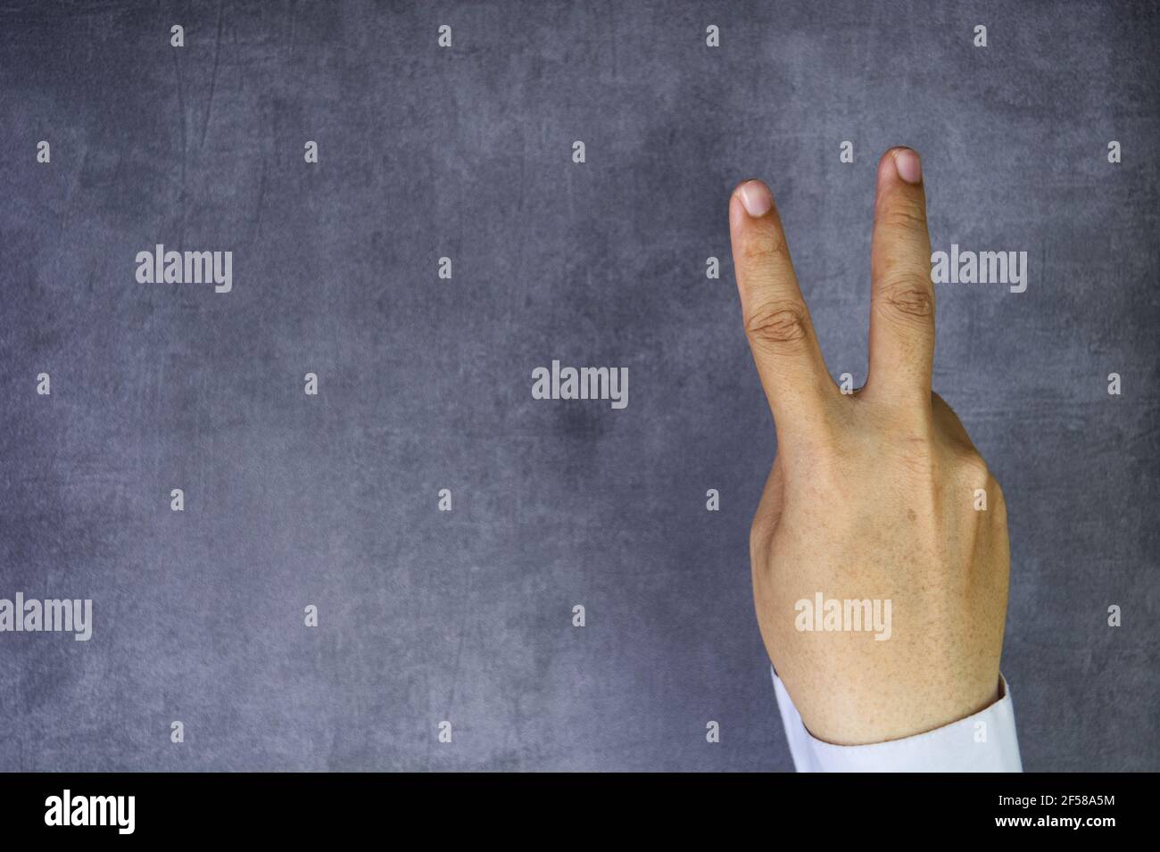 Bodylanguage hi-res stock photography and images - Alamy