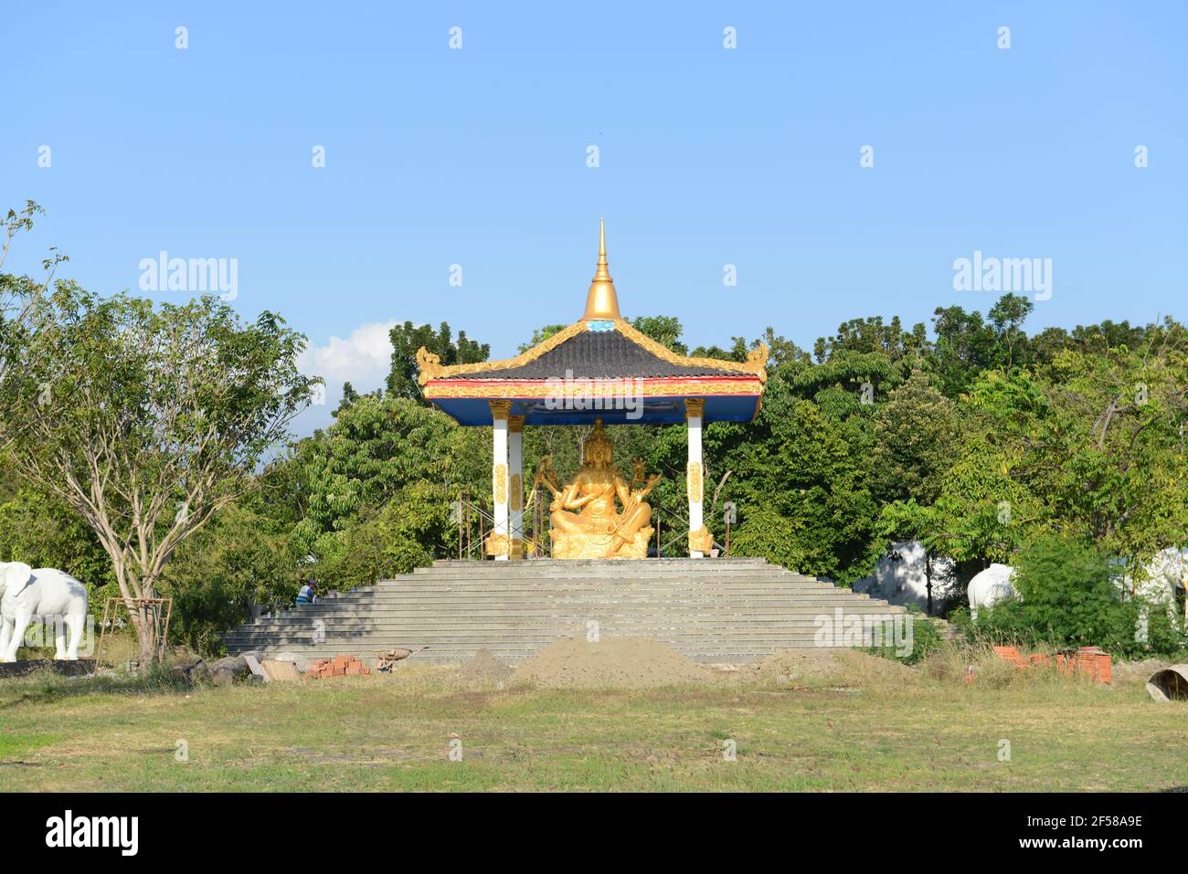 Hoo Tong Bio Chinese Buddhist temple in Banyuwangi, Java, Indonesia ...