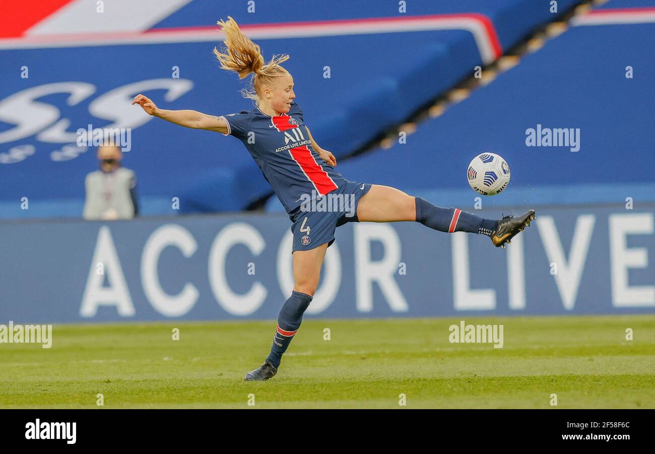 DUDEK Paulina from PSG in action during the match between PSG/LYON ...