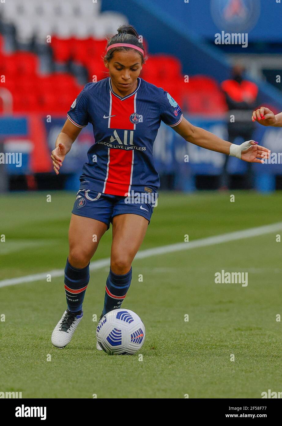 Parc des princes paris women hi-res stock photography and images - Alamy
