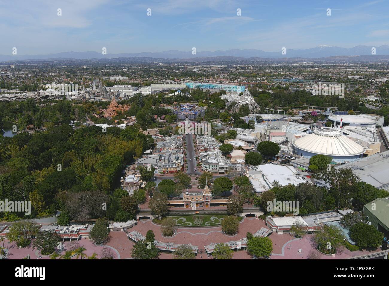 Anaheim disneyland aerial hi-res stock photography and images - Alamy