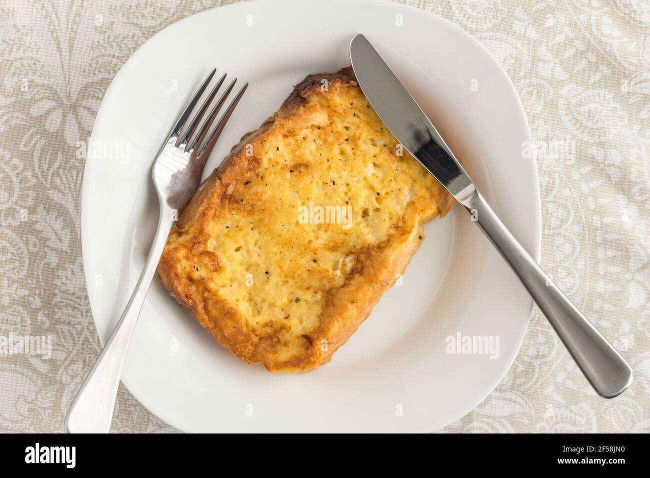 Slice toasted bread fork hi-res stock photography and images - Alamy