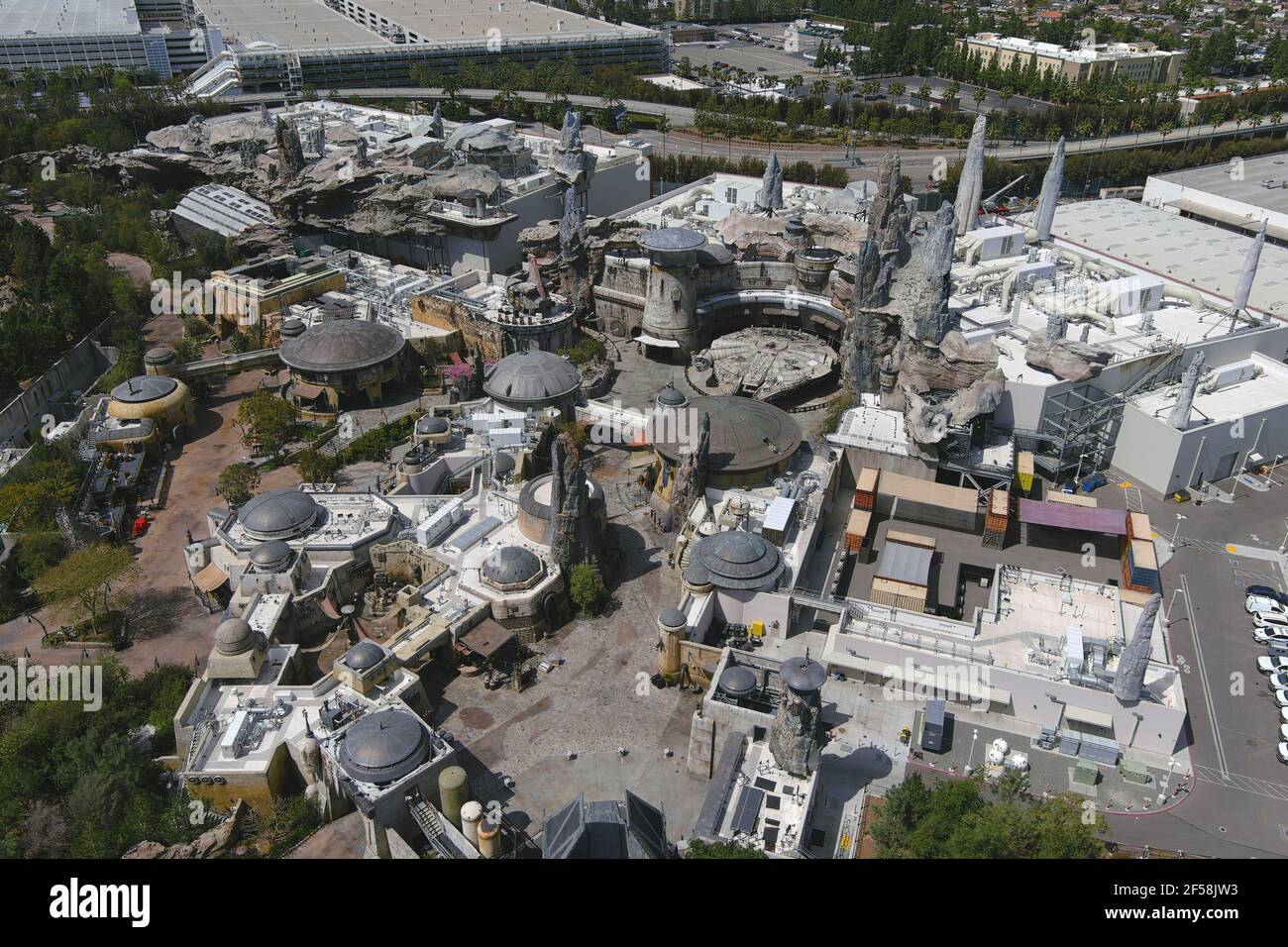 An aerial view of Star Wars: Galaxy's Edge at Disneyland Park ...