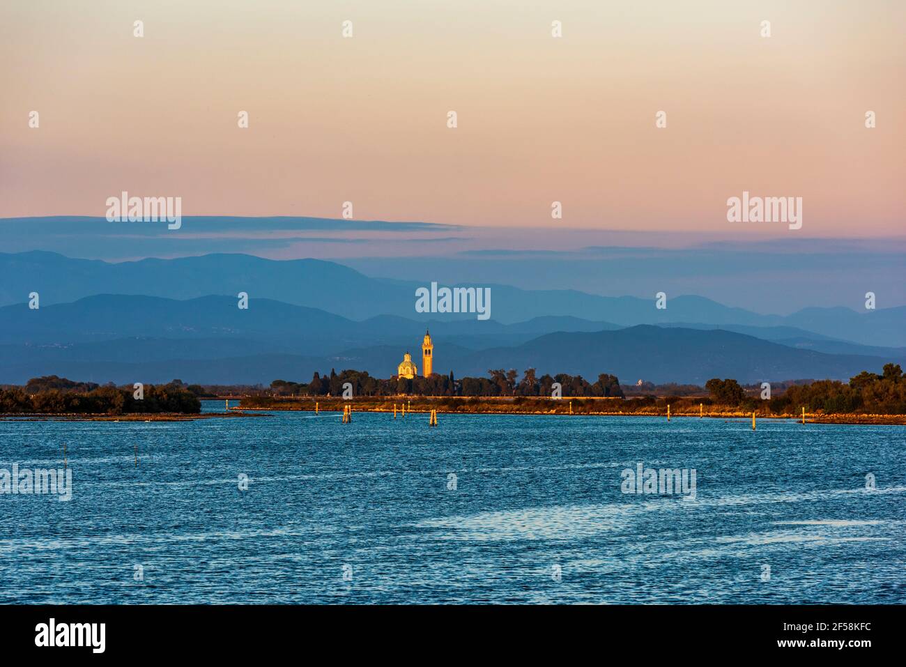 Grado and its lagoon at sunset. Glimpses of tranquility Stock Photo - Alamy
