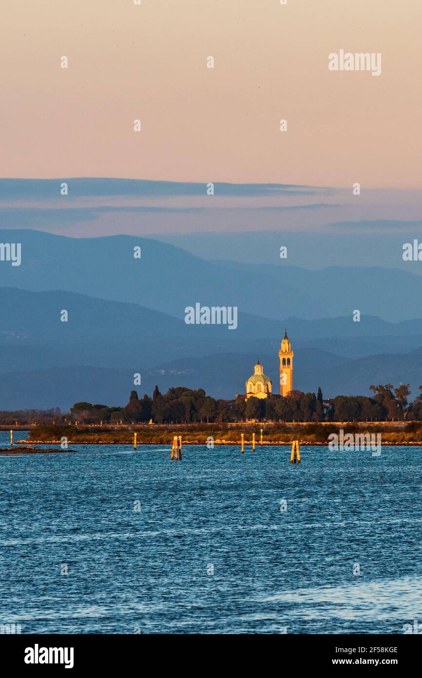 Grado and its lagoon at sunset. Glimpses of tranquility Stock Photo - Alamy