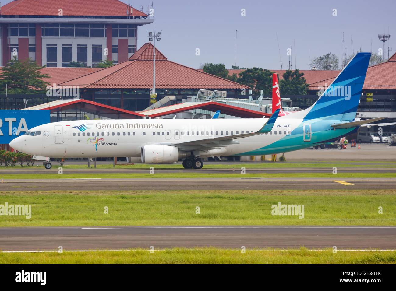 Jakarta, Indonesia – 27. January 2018: Garuda Indonesia Boeing 737-800 at Jakarta airport (CGK ...