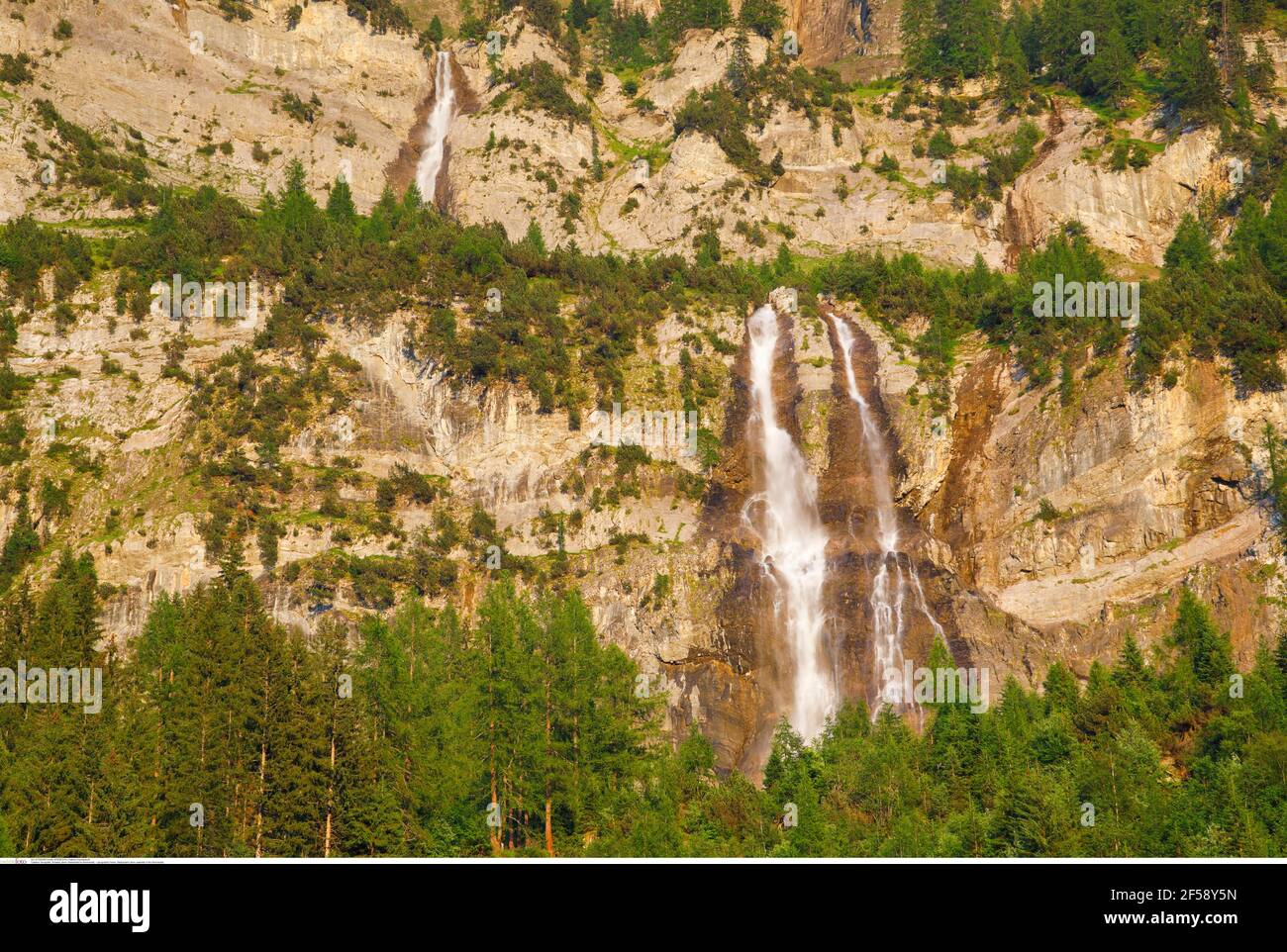 geography / travel, Switzerland, Bern, waterfall in the Simmental ...