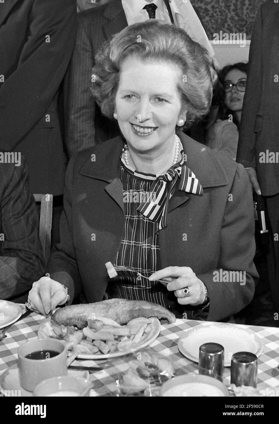 1983 election thatcher Black and White Stock Photos & Images - Alamy