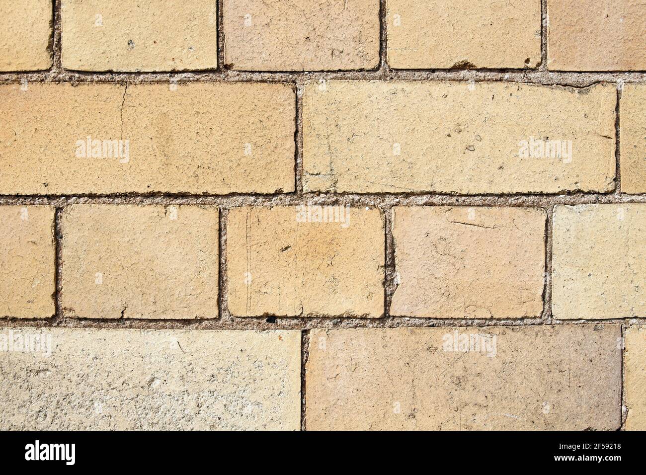 Yellow victorian house hi-res stock photography and images - Alamy