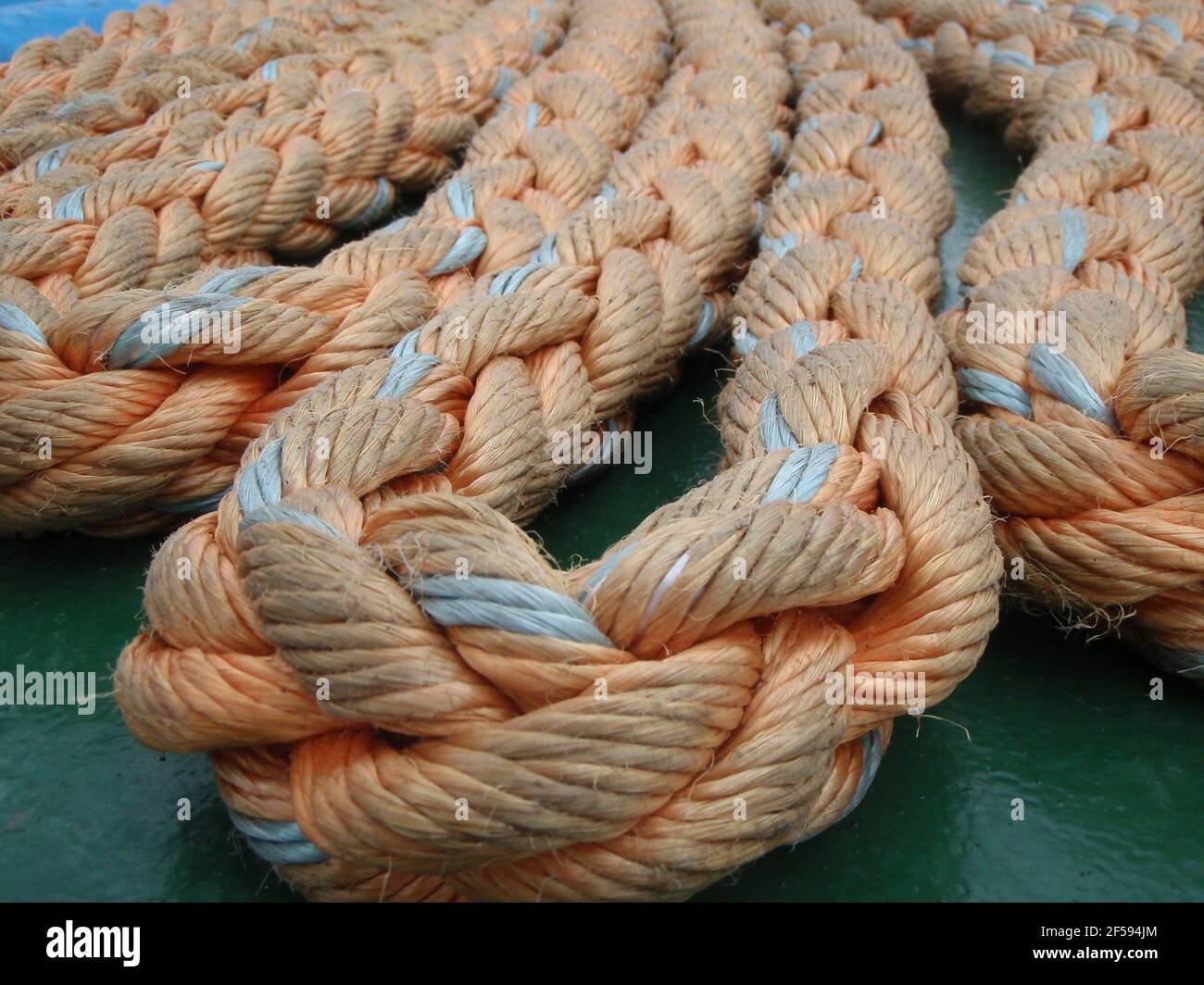 Large loops hi-res stock photography and images - Alamy