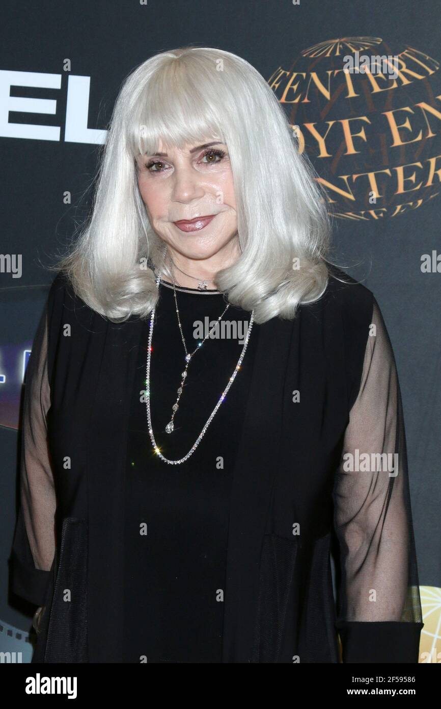 Elizabeth travis hi-res stock photography and images - Alamy