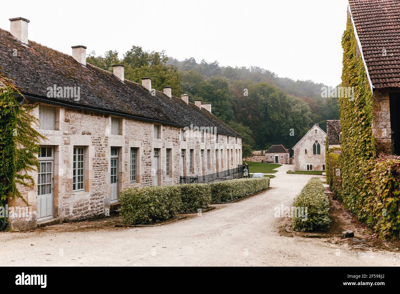 Old french building hi-res stock photography and images - Alamy