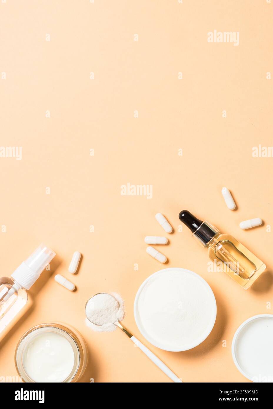 Collagen powder dietary supplement at blue Stock Photo - Alamy