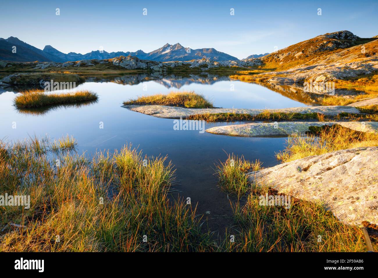 Gallina Lakes High Resolution Stock Photography and Images - Alamy