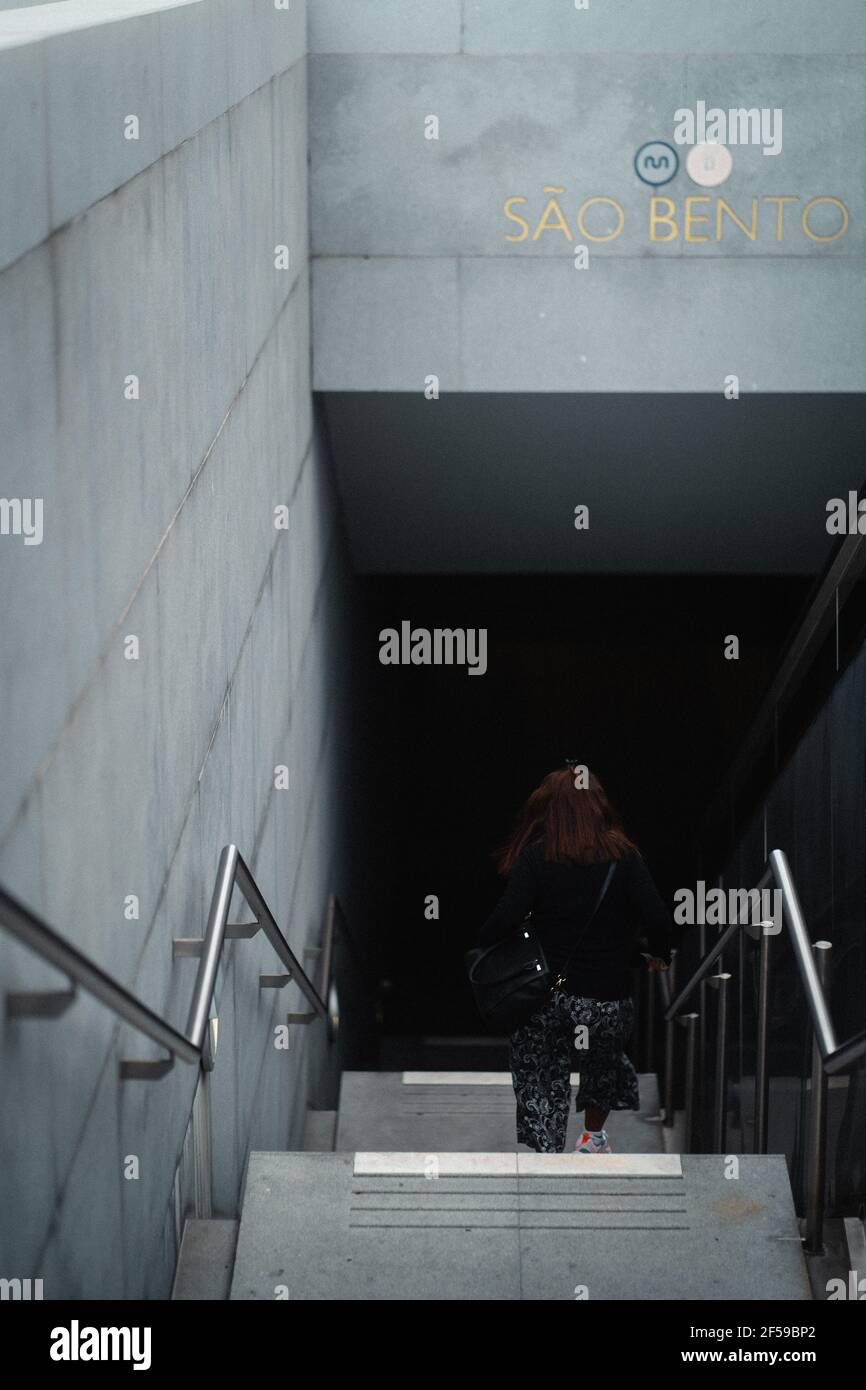 Run down train hi-res stock photography and images - Alamy