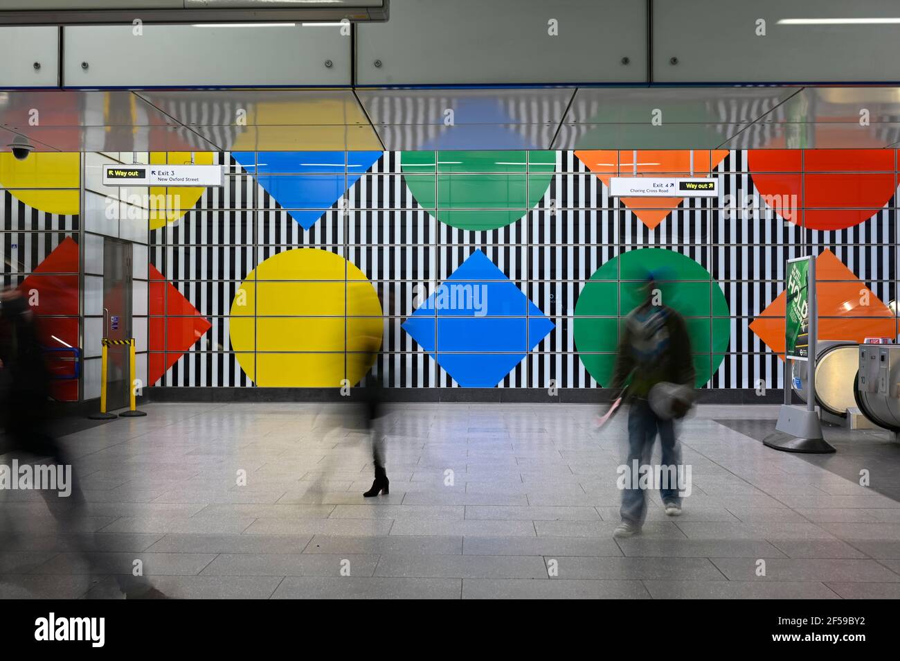 Street Photography around Tottenham Court Road, London Stock Photo - Alamy
