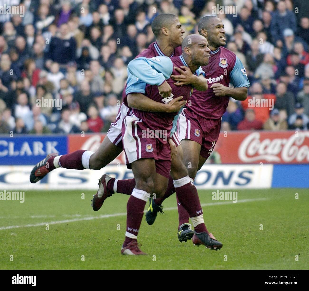 Football trevor sinclair 2 hi-res stock photography and images - Alamy