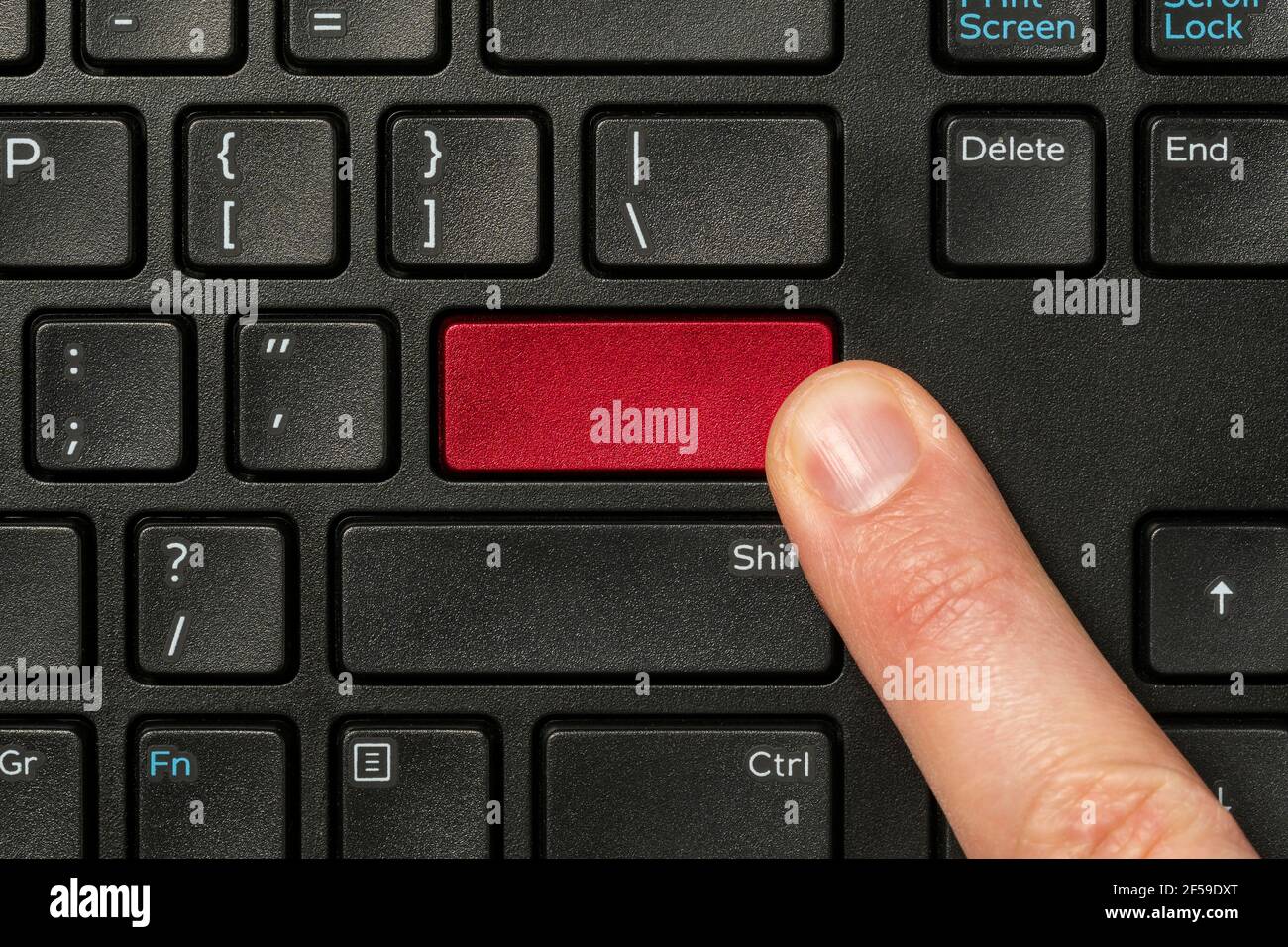 Hand press red connect button hi-res stock photography and images - Alamy