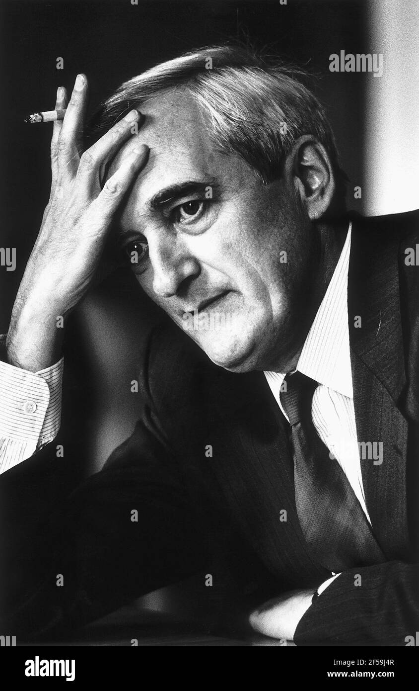 Political writer hi-res stock photography and images - Alamy