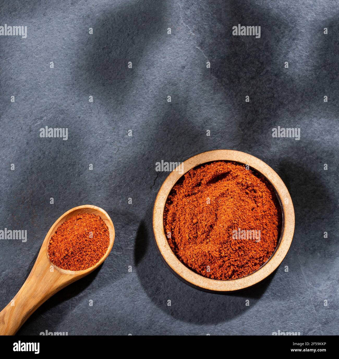 Capsicum annuum - Organic red paprika powder Stock Photo - Alamy