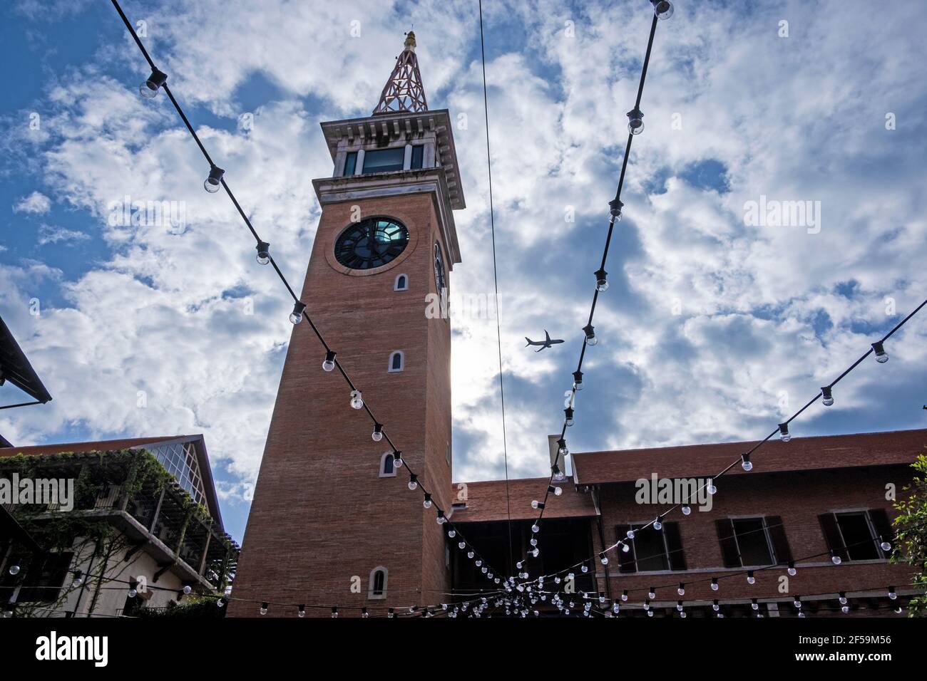 Blue sky in one nimman mall Stock Photo - Alamy
