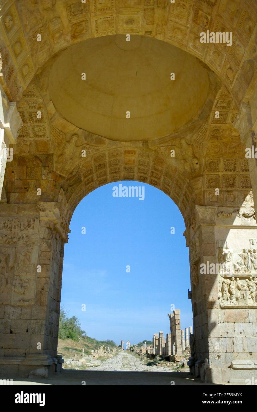 interior showing dome, Triumphal arch of Septimius Severus, Leptis ...