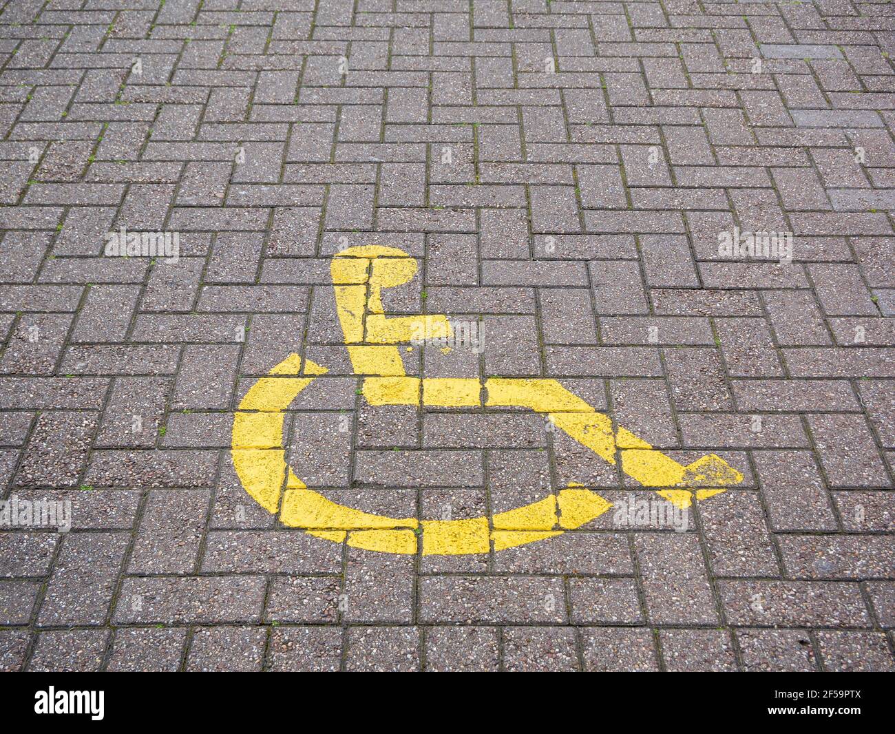 Disabled bay sign hi-res stock photography and images - Alamy