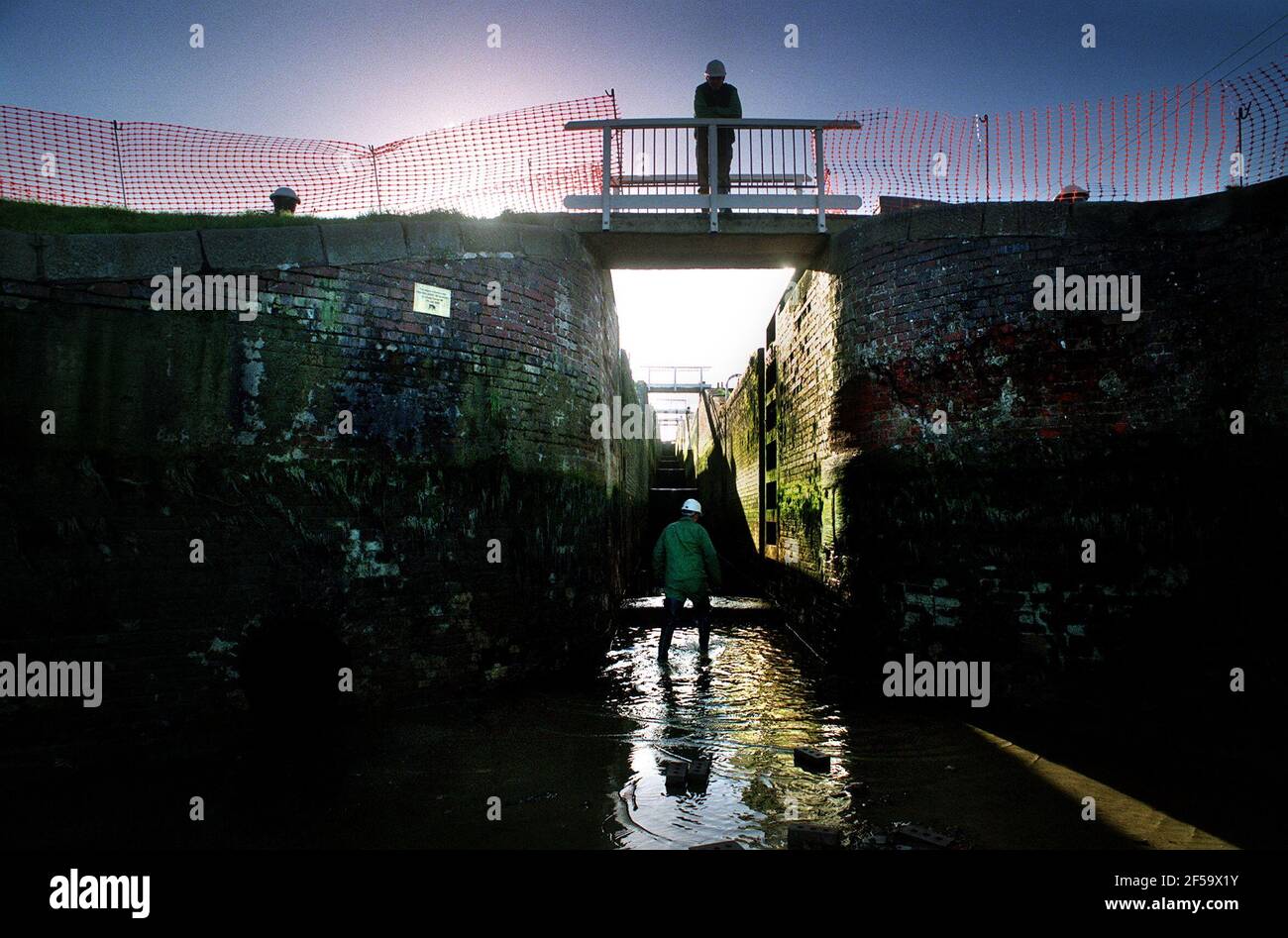 Canals Foxton locks November 1998 with all the gates open repair work ...