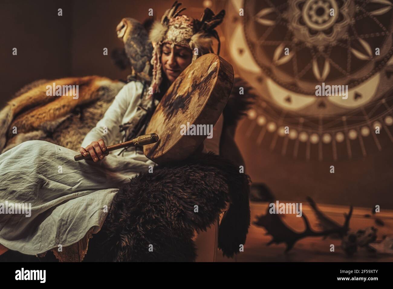 Shamanic fox hi-res stock photography and images - Alamy