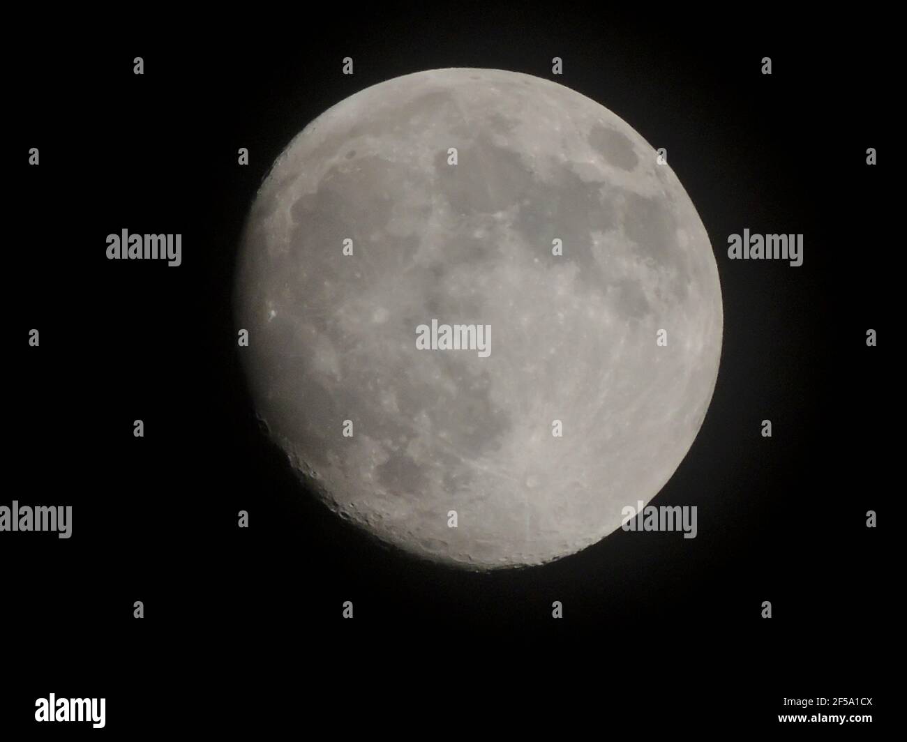 Mesmerizing view of the full moon gleaming in the dark - great for ...