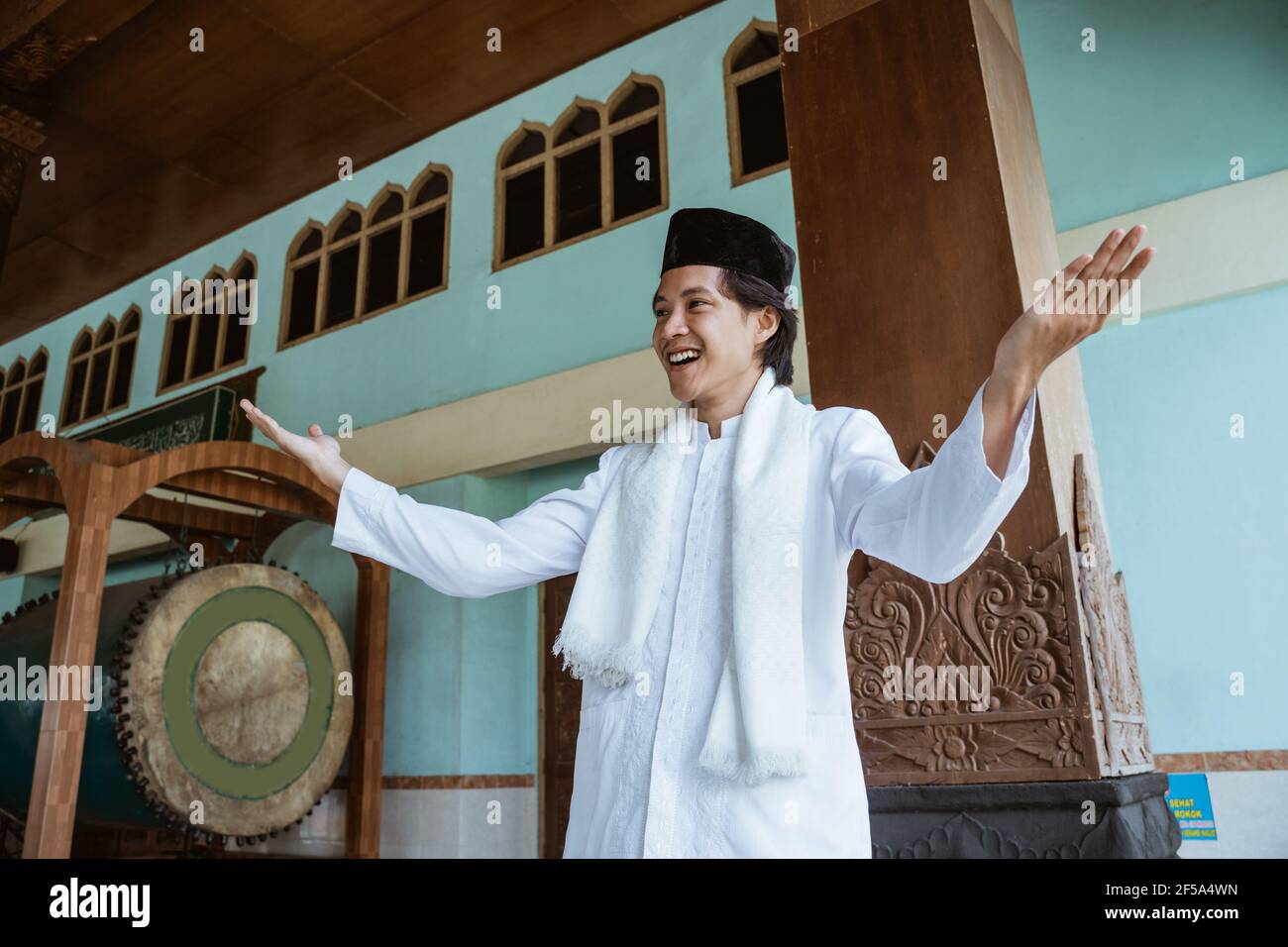 Indonesian islamic preacher hi-res stock photography and images - Alamy