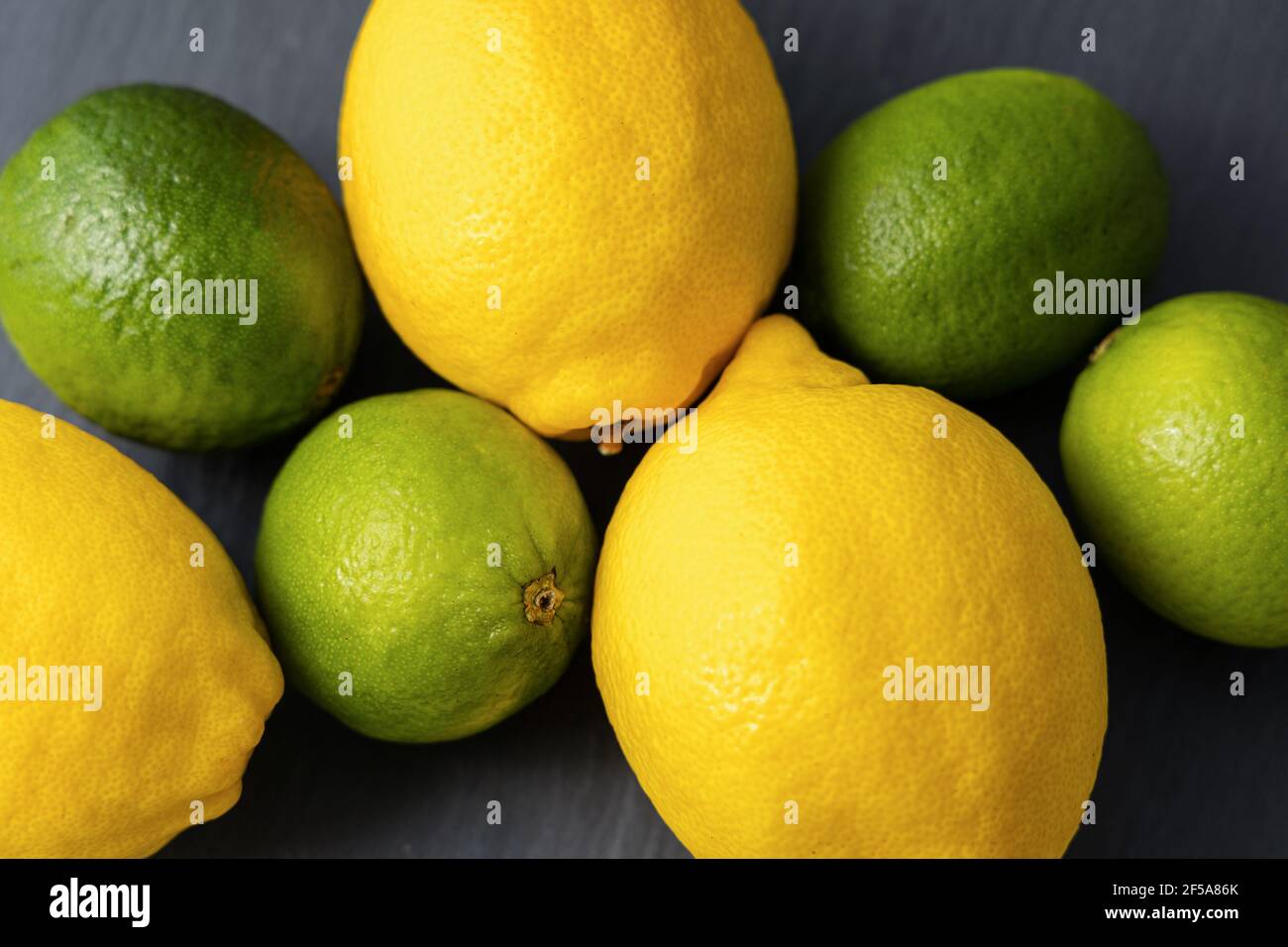 Fresh green lime fruits hi-res stock photography and images - Alamy