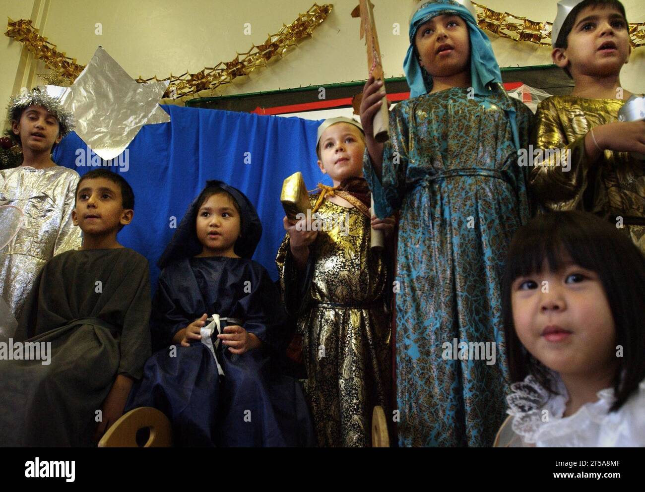 CRANFORD PRIMARY AND NURSARY SCHOOL ,MULTICULTURAL NATIVITY PLAY.2/12 ...
