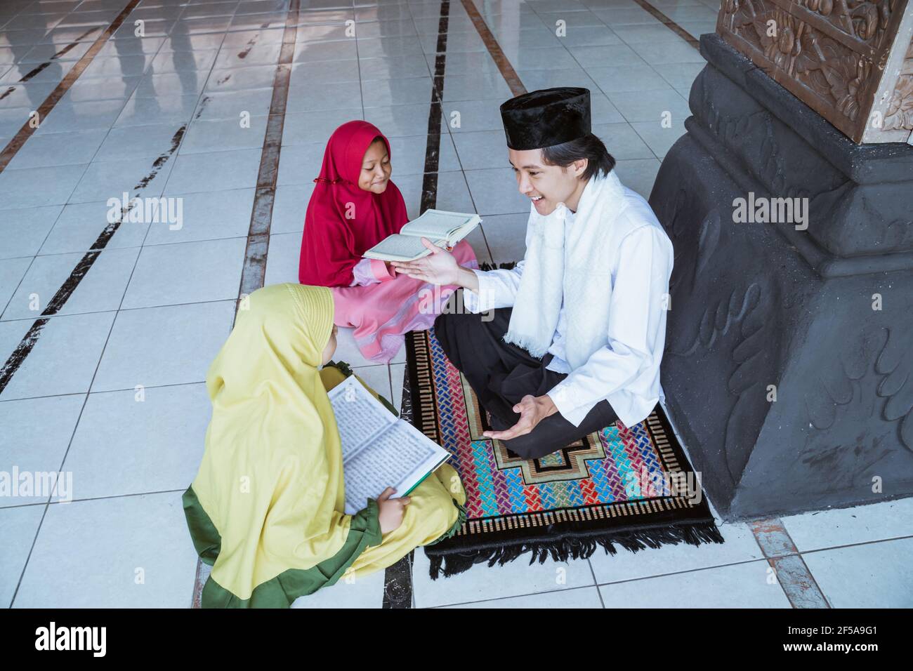 Ustad hi-res stock photography and images - Alamy