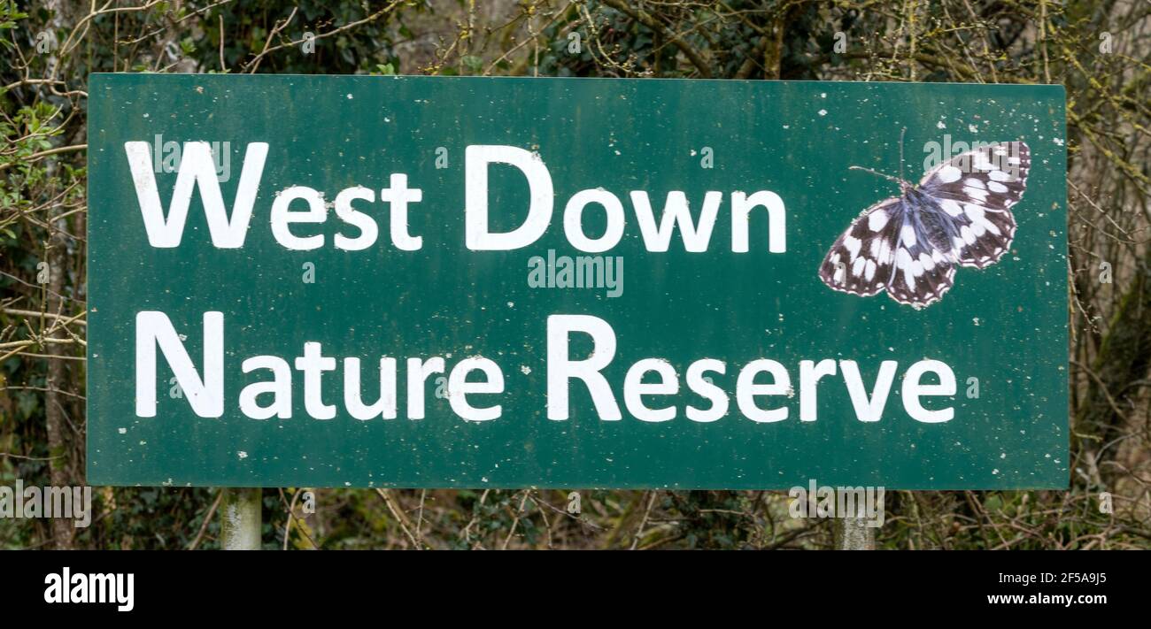 Nature reserve sign signs hi-res stock photography and images - Alamy