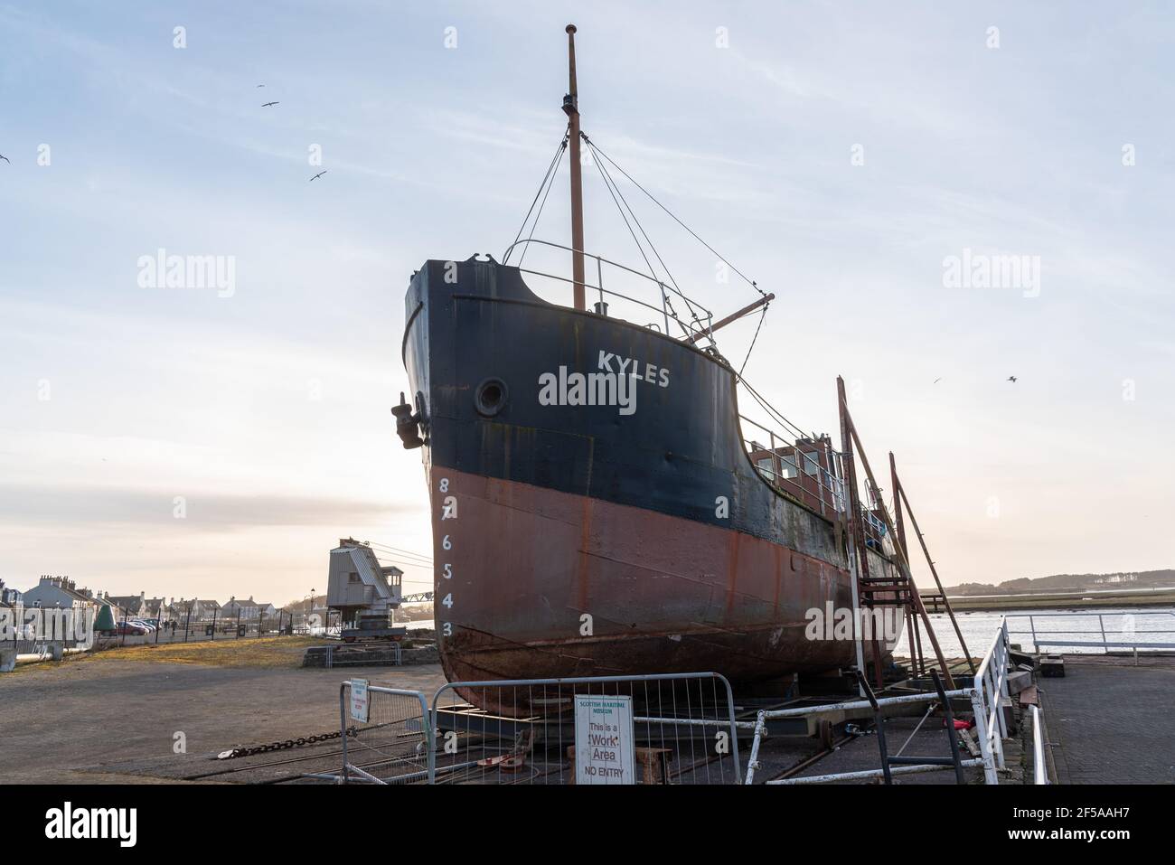 Puffer boat hi-res stock photography and images - Alamy