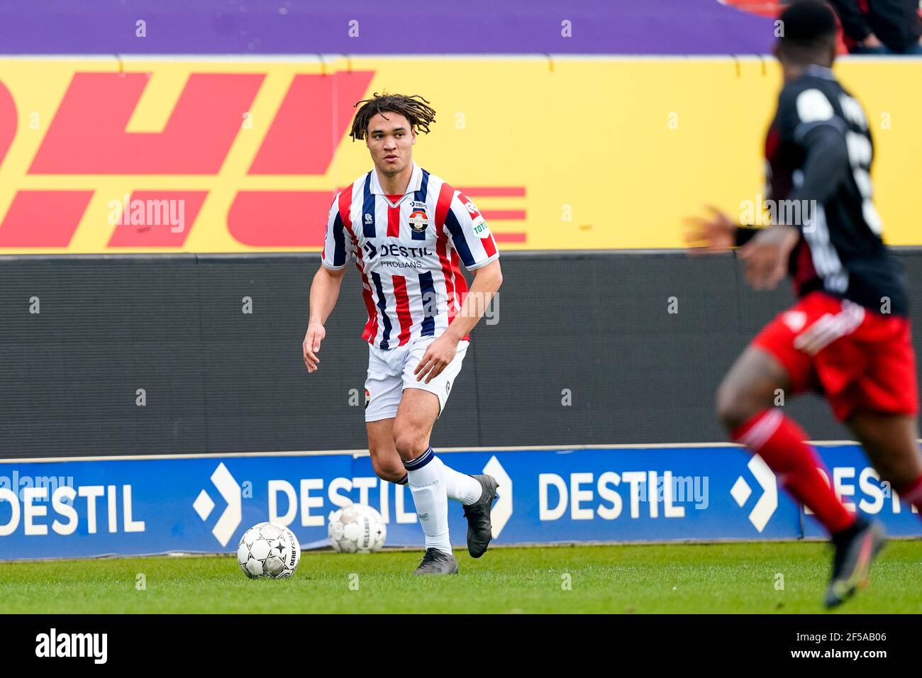 TILBURG, NETHERLANDS - MARCH 25: Victor van den Bogert of Willem II ...