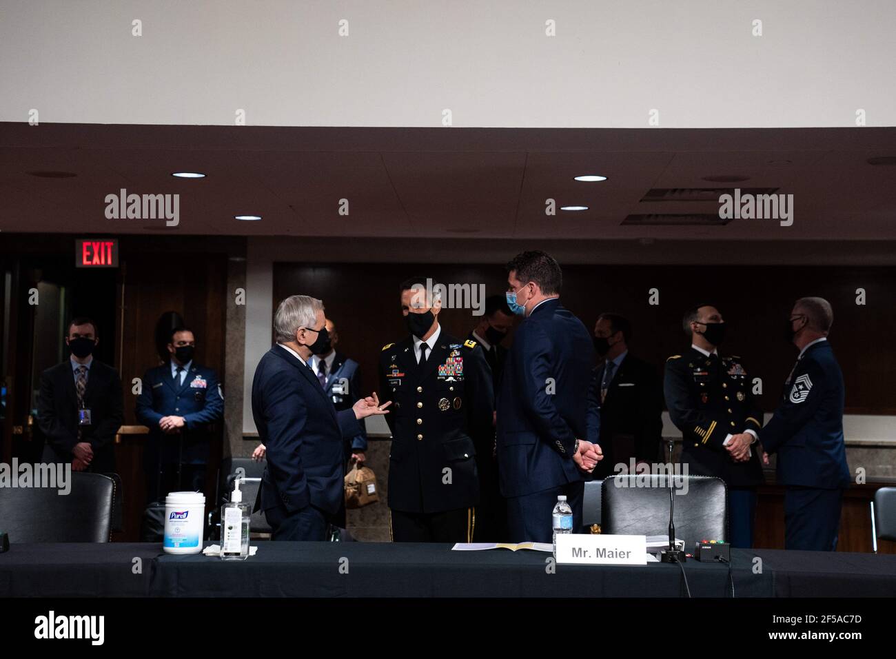 Special operations center hi-res stock photography and images - Alamy