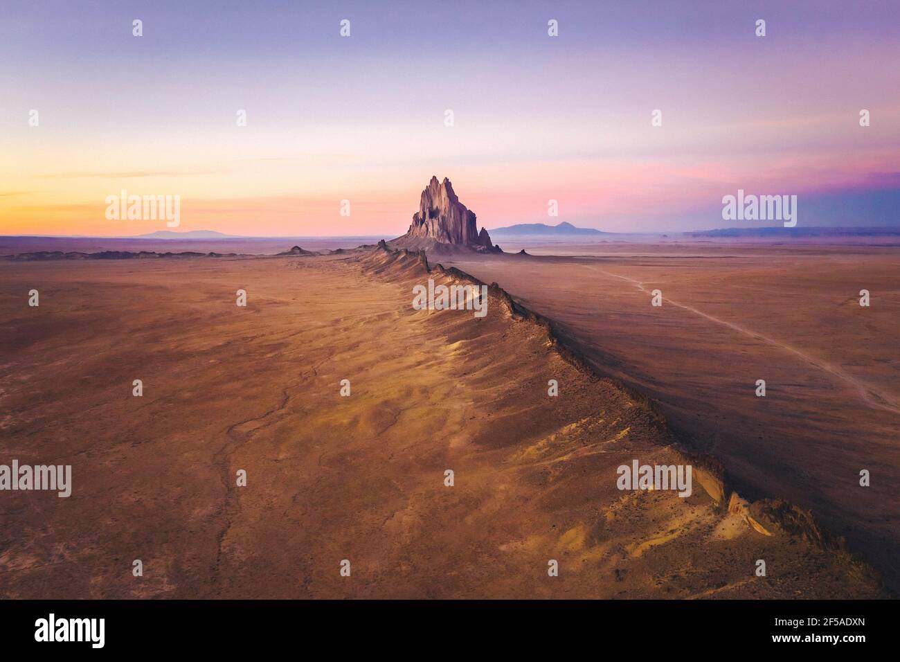 Light from above hi-res stock photography and images - Alamy