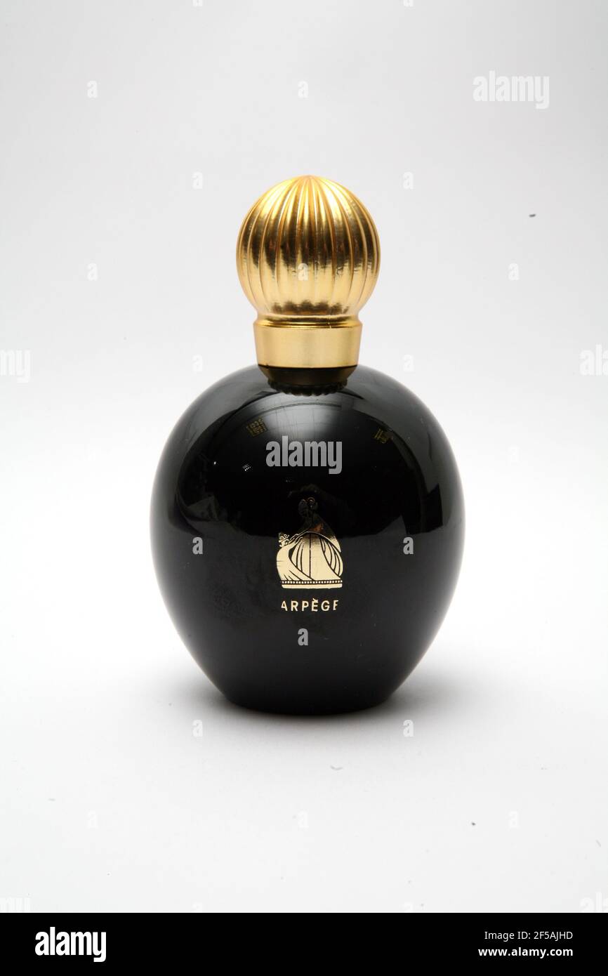 44 lanvin 10 BEST PEFUME DAVID SANDISON Stock Photo - Alamy