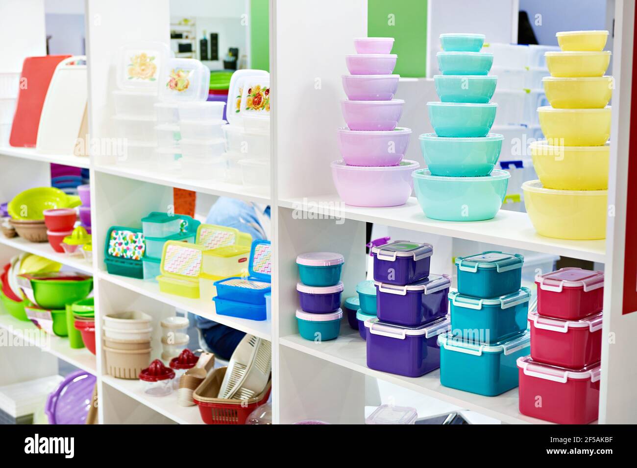 Plastic kitchen food containers in the store of household goods Stock ...