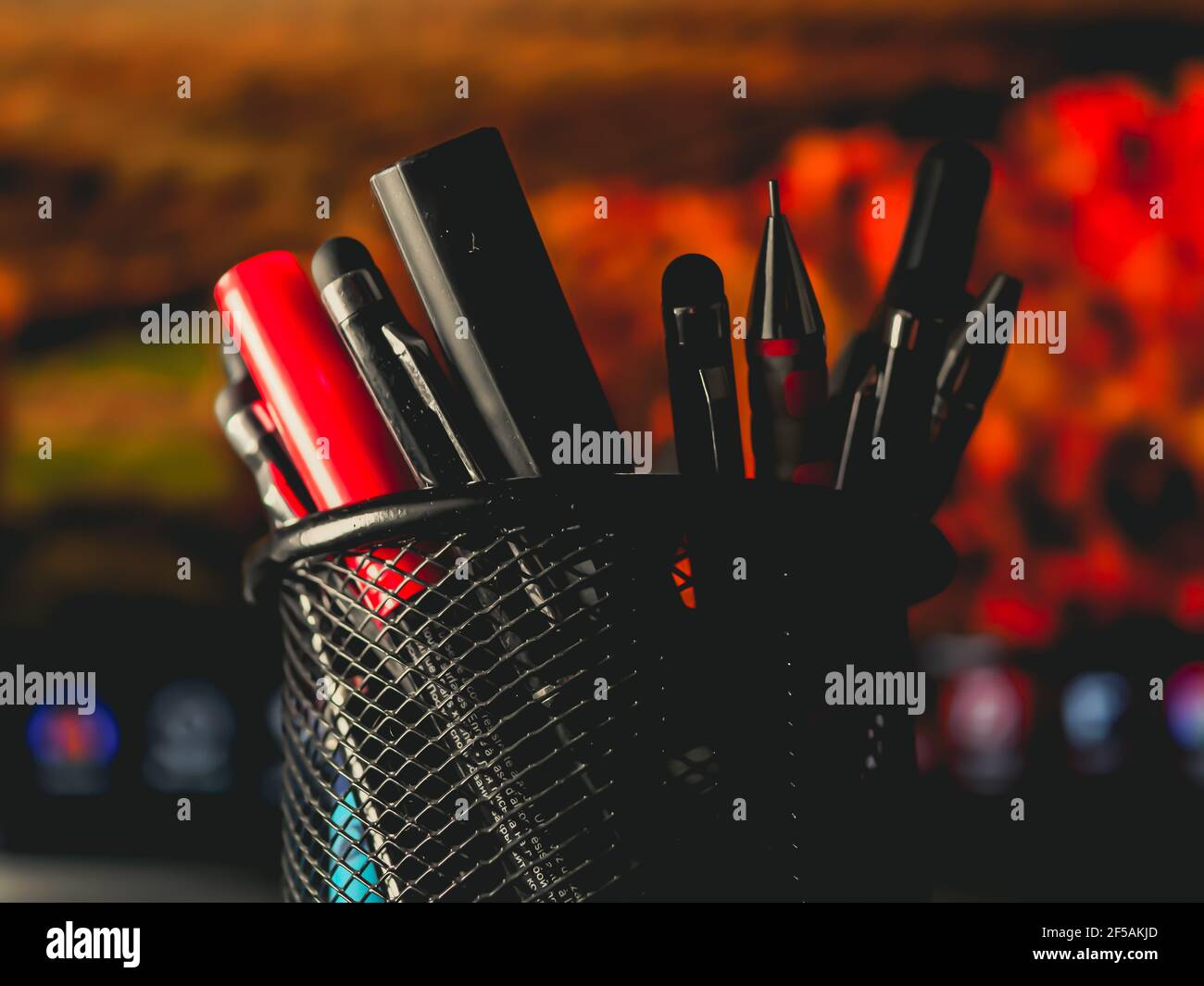 stationary pen pencil Stock Photo - Alamy