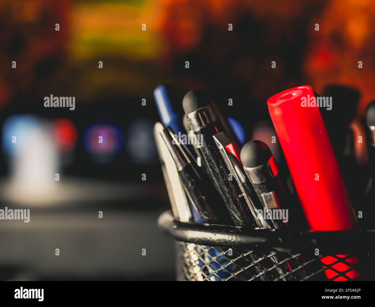 stationary pen pencil Stock Photo - Alamy