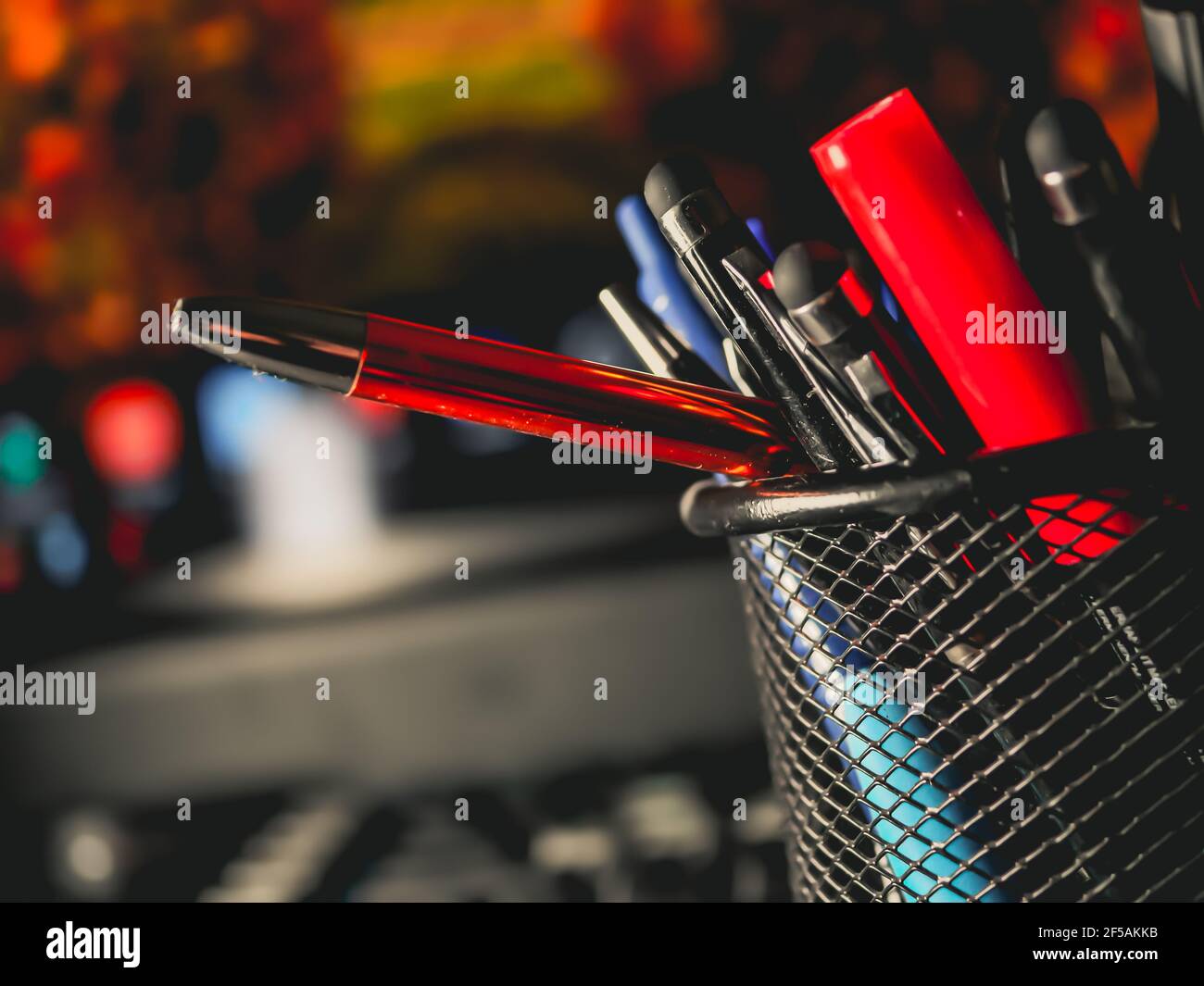 stationary pen pencil Stock Photo - Alamy