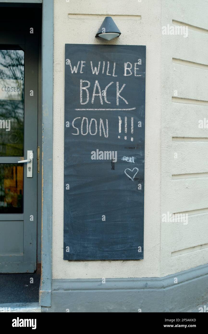 Come back soon sign hi-res stock photography and images - Alamy